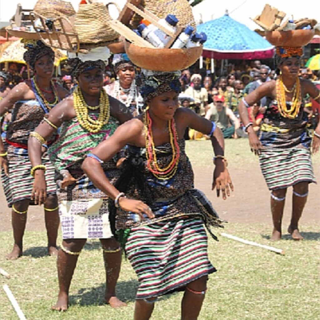 Togolese Traditional Clothing: A Tapestry of Heritage and Identity ...
